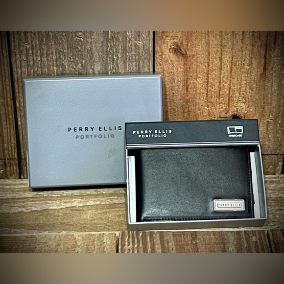 Perry Ellis | Bags | Perry Ellis Black Logo Portfolio Passcase Wallet ...